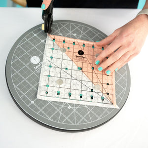 Sew Magnetic 6.5" x 6.5" Ruler by SewTites